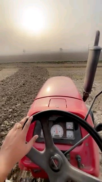 Jai jawan jai kisan. Tractor 🚜 re basi kheti Kariba ra video jaha ...