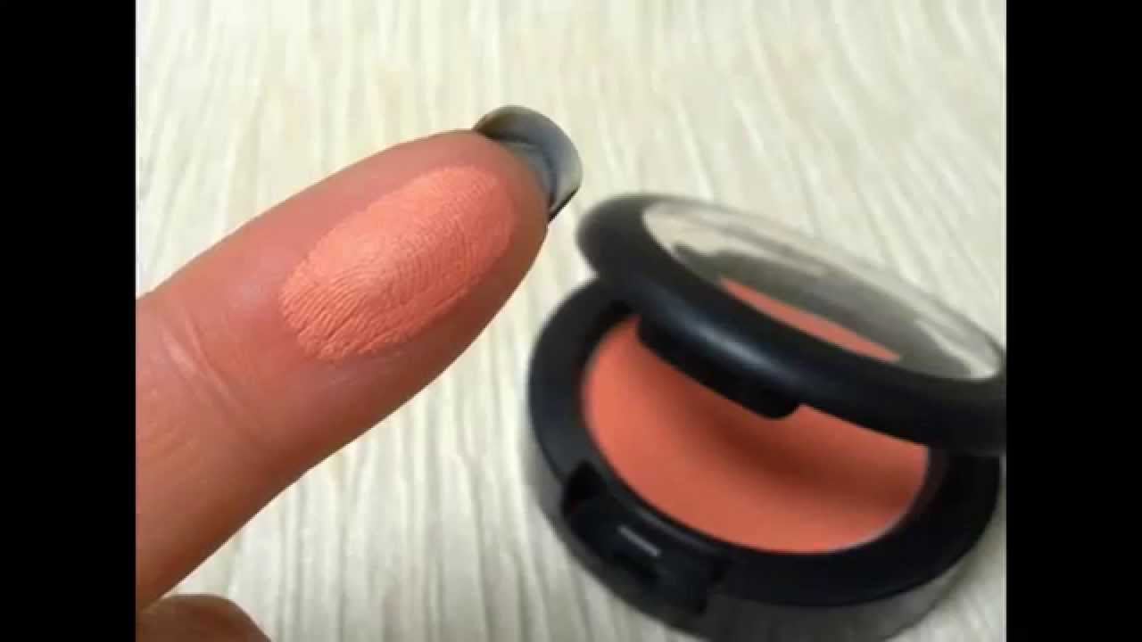 Mac style blush by allmakeuplondon.com - YouTube