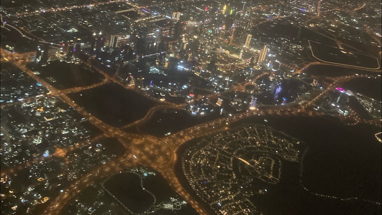 Landing at Dubai International Airport (Emirates flight EK202 - June ...