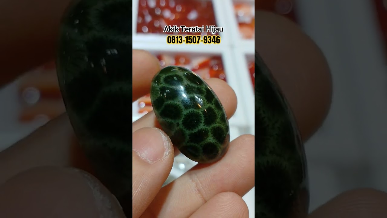 Batu Teratai Hijau