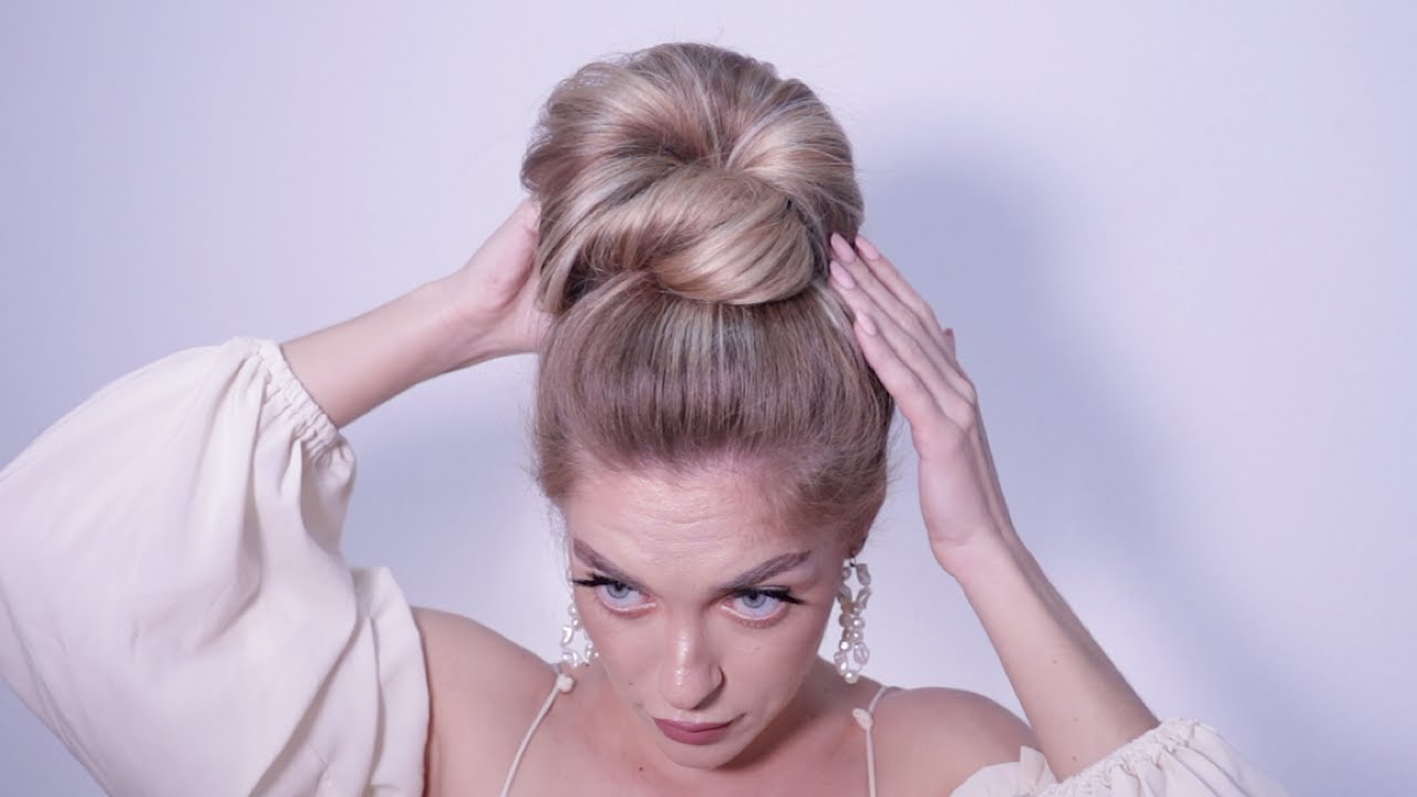 MY FAVORITE MESSY BUN! SO QUICK & EASY - YouTube