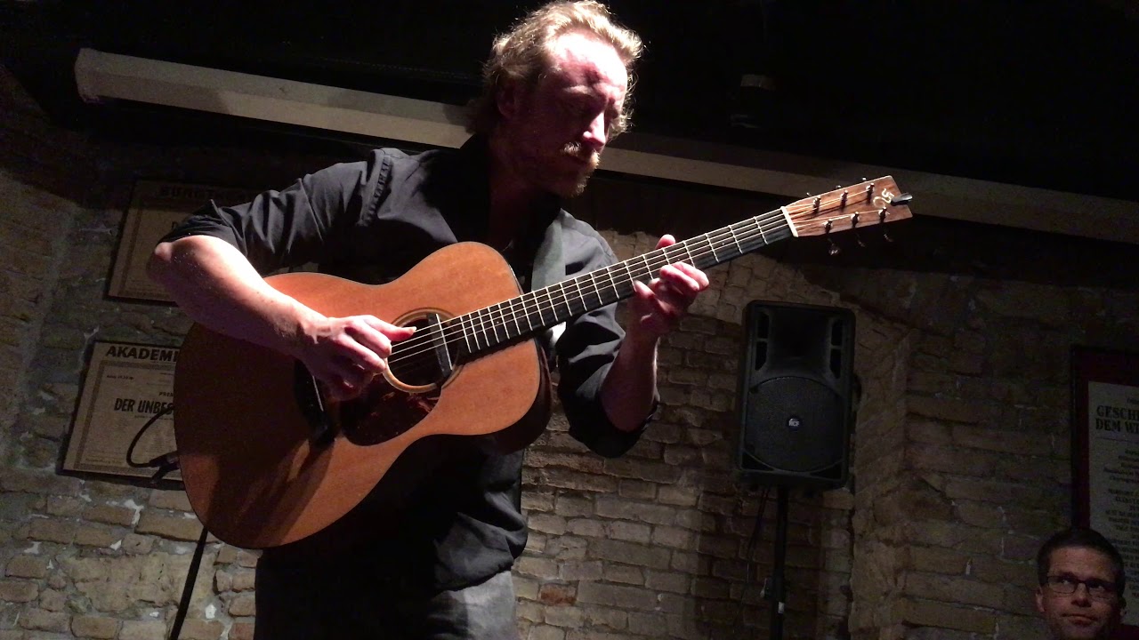 Markus Schlesinger "While My Guitar Gently Weeps" live @Vienna 2018 ...