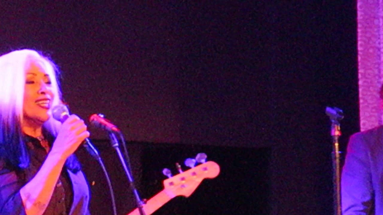 Brie Darling performs Lured Away - YouTube