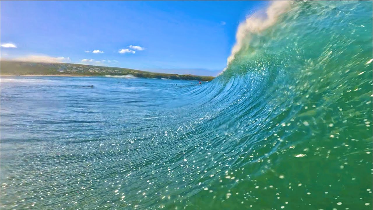 POV SURF Lining Up North Point Barrels - YouTube