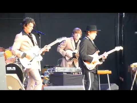 Bob Dylan Beyond Here Lies Nothin' Mainz 25 Juni 2011 - YouTube