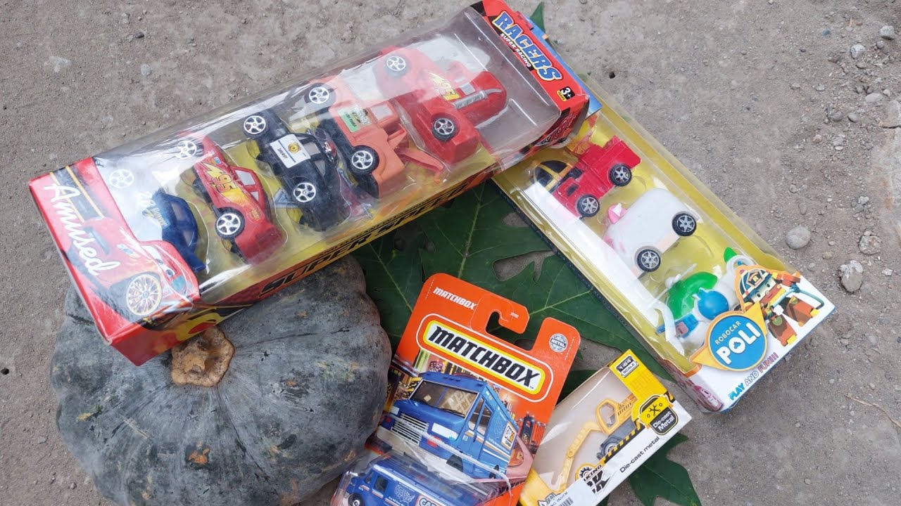 Temukan mainan mobil box biru, mater truk derek, robocar roy damkar ...