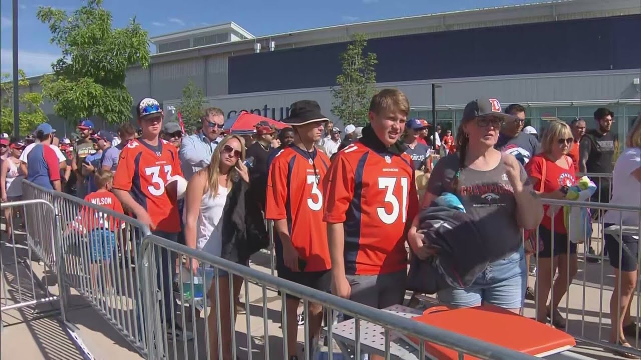 Denver Broncos fans welcomed to Training Camp - YouTube
