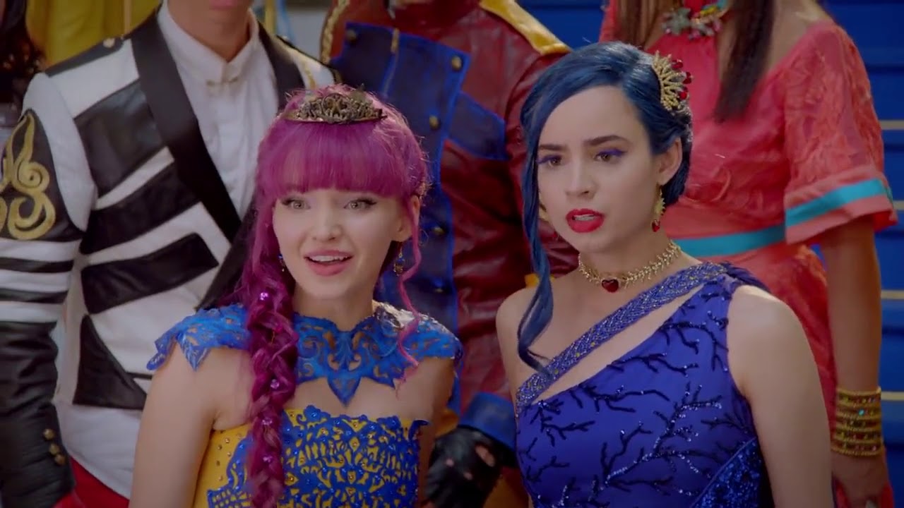 Descendants 2 memorable moments clip 78 - YouTube