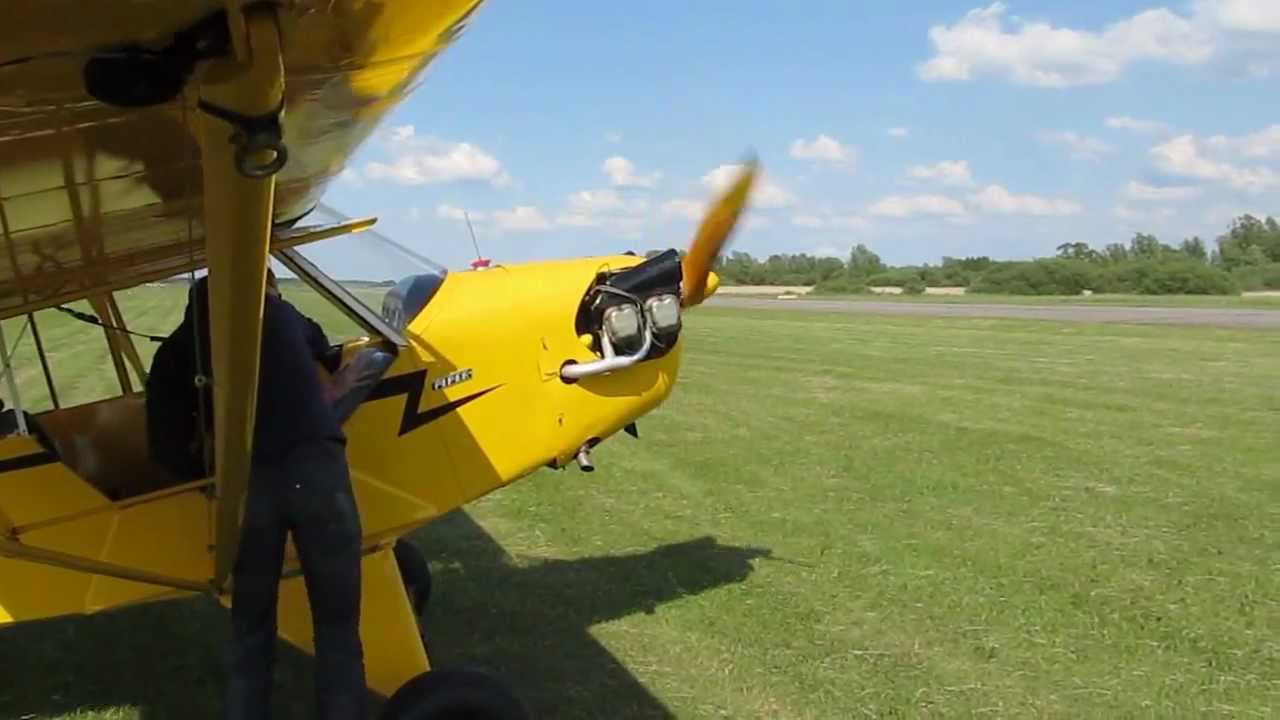 Piper Cub handstart & departure (HD) - YouTube