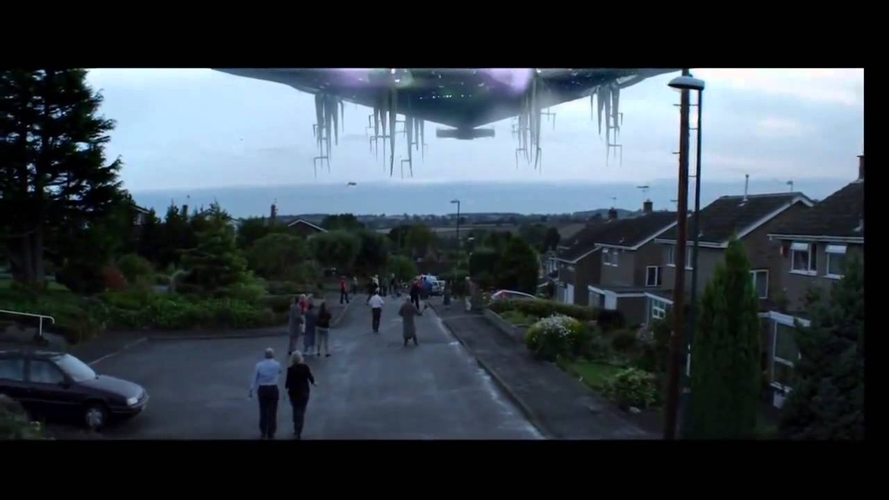 UFO - Bande Annonce (VO) - YouTube