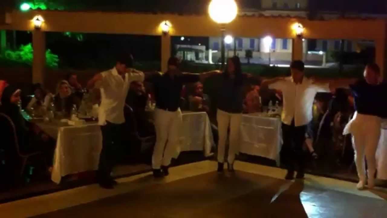 ΕΛΛΗΝΙΚΟΙ ΧΟΡΟΙ ΑΠΟ ΤΟΥΣ ΜΑΘΗΤΕΣ ΤΟΥ ΑΒΕΡΩΦΕΙΟΥ ΓΥΜΝΑΣΙΟΥ-ΛΥΚΕΙΟΥ ...