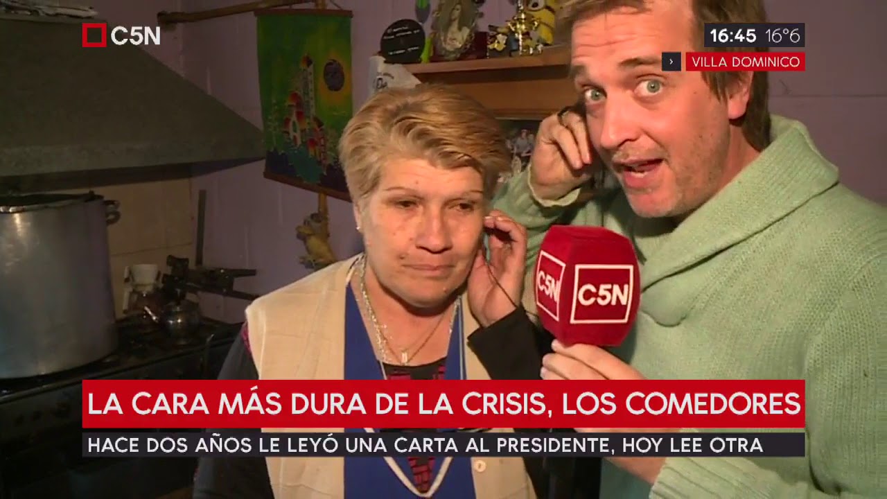 Luisa de un comedor de Villa Dominico lee su tercera carta a Macri ...
