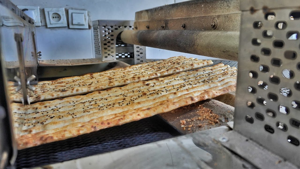 Inside an Automatic Barbari Bread Bakery | From Dough to Fresh Bread ...