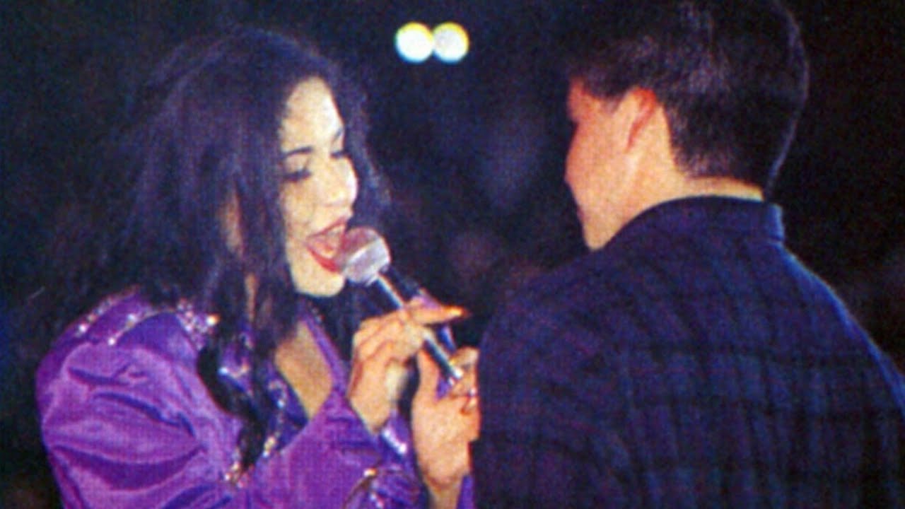 Selena | Que Creías (Memorial Coliseum 93) - YouTube