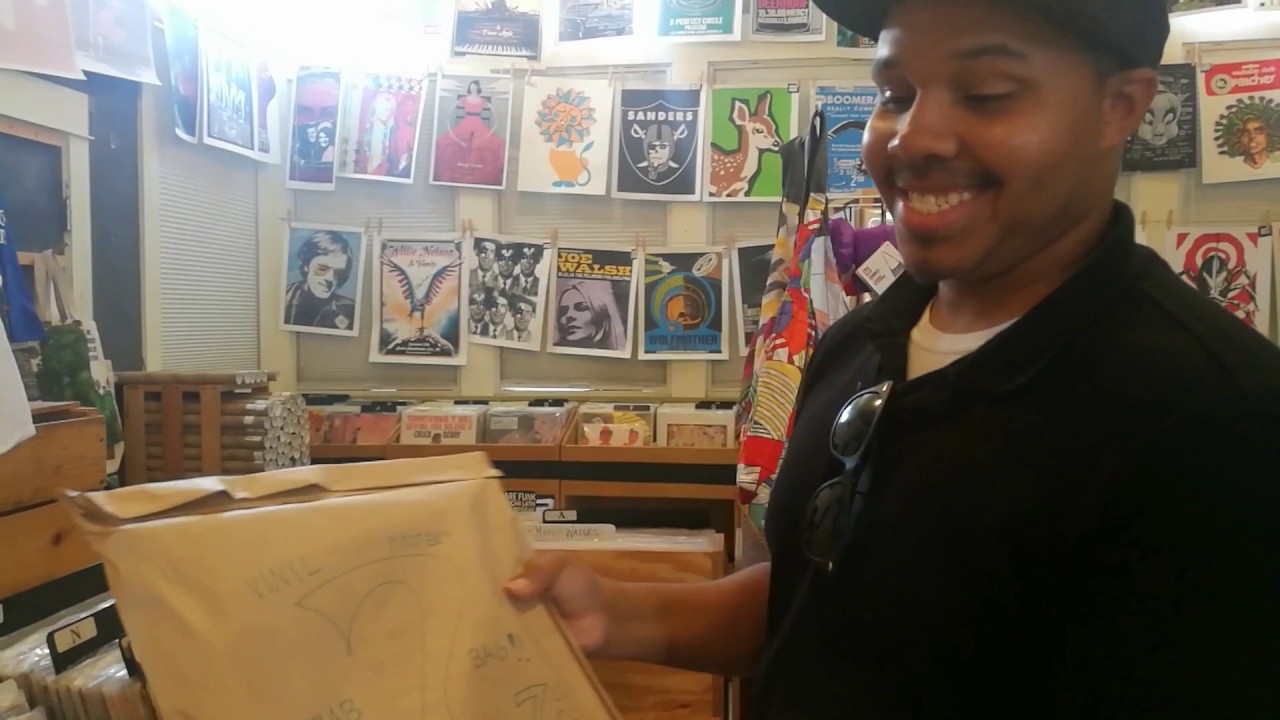 Vinyl Shopping at Central Square Records - YouTube