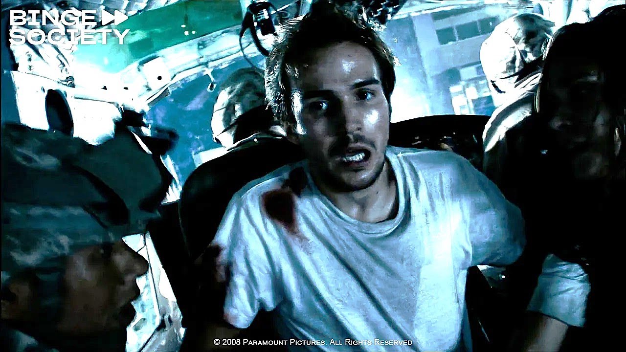 Cloverfield (2008): Most Terrifying Moments - YouTube
