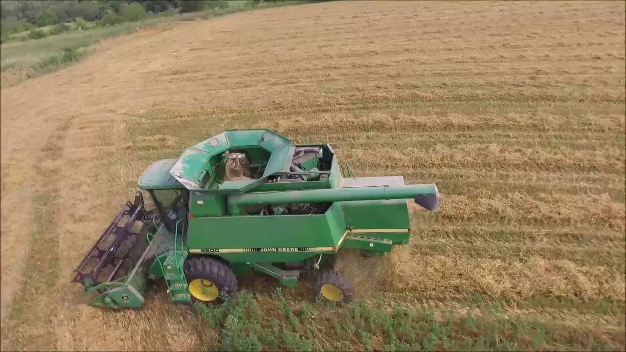Combining Oats 2016 - John Deere 9500 - YouTube
