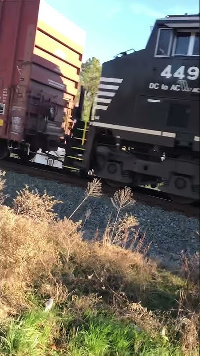 Another Norfolk Southern Freight train in Clayton North Carolina mostly ge locomotives #shorts ...