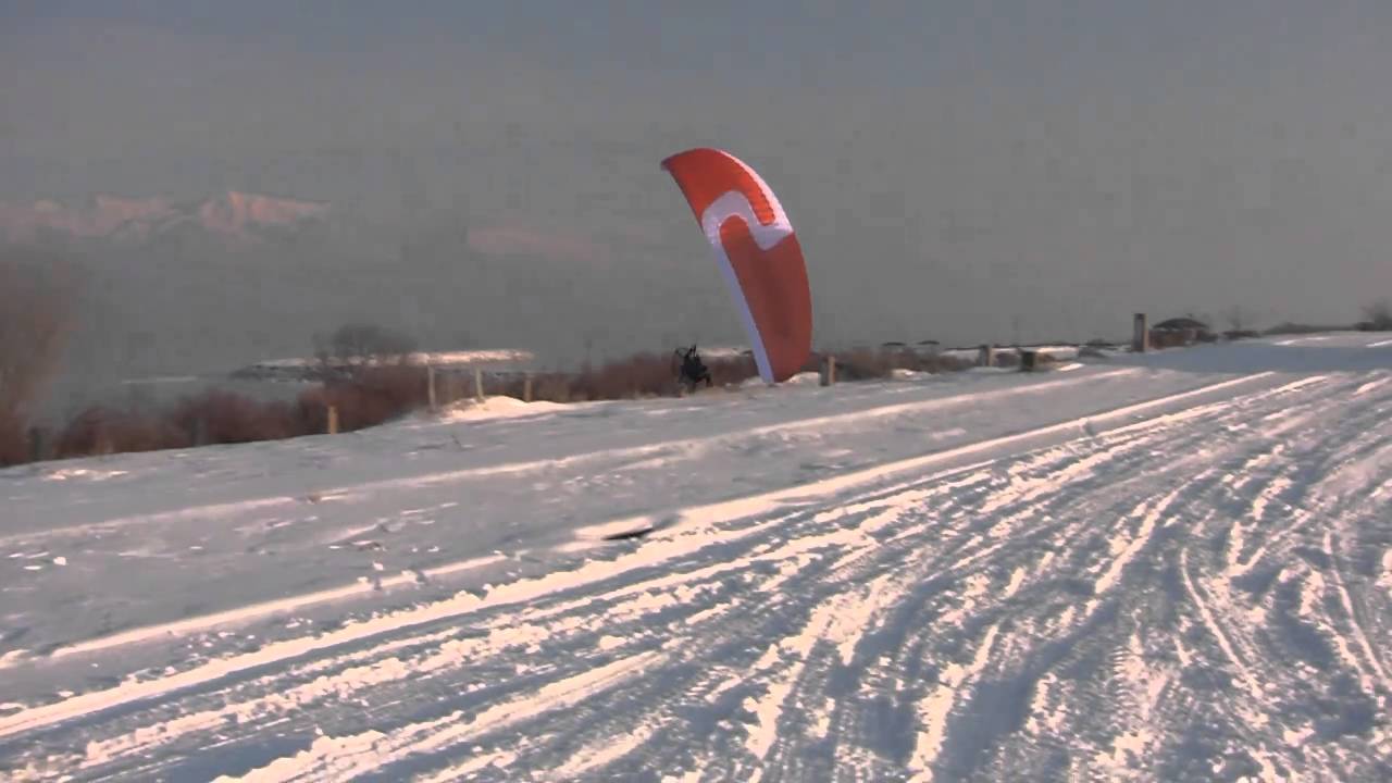 Flying Paramotor Ninja Jumps 3 Story House!!! Powered Paragliding The ...