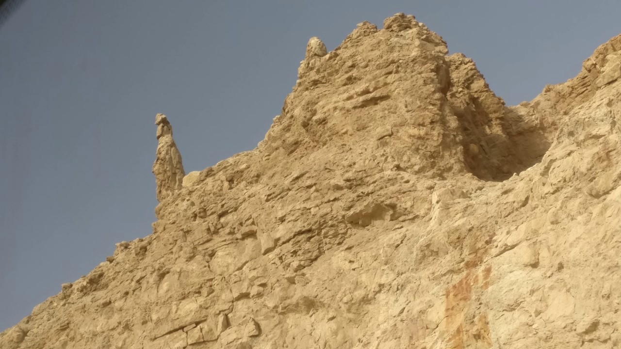 Loot Alihis Salam Wife Statue - YouTube