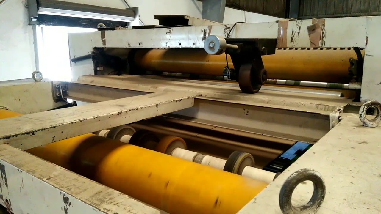 Coorgurated Craft Paper Cutting Machine. - YouTube