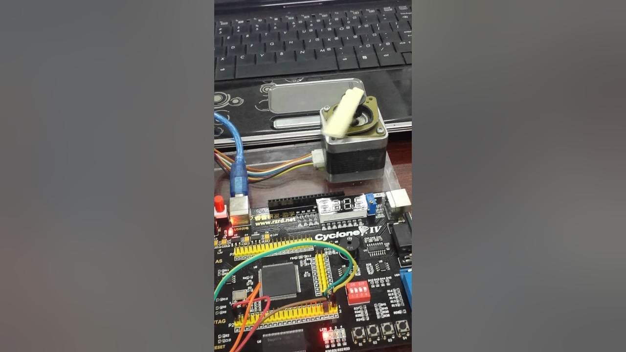 FPGA: Stepper motor control in Verilog - YouTube