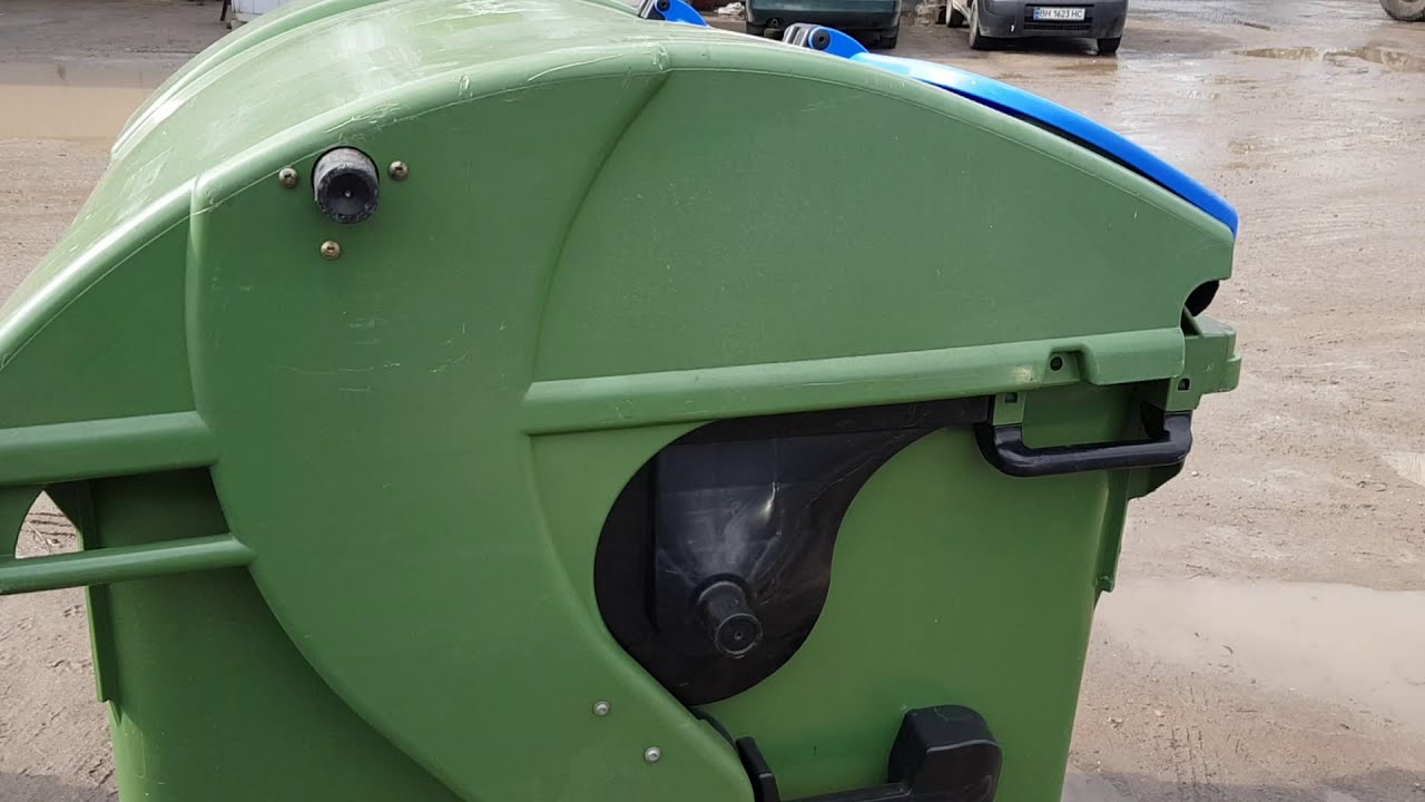 1100 l en840 second hand waste container - YouTube
