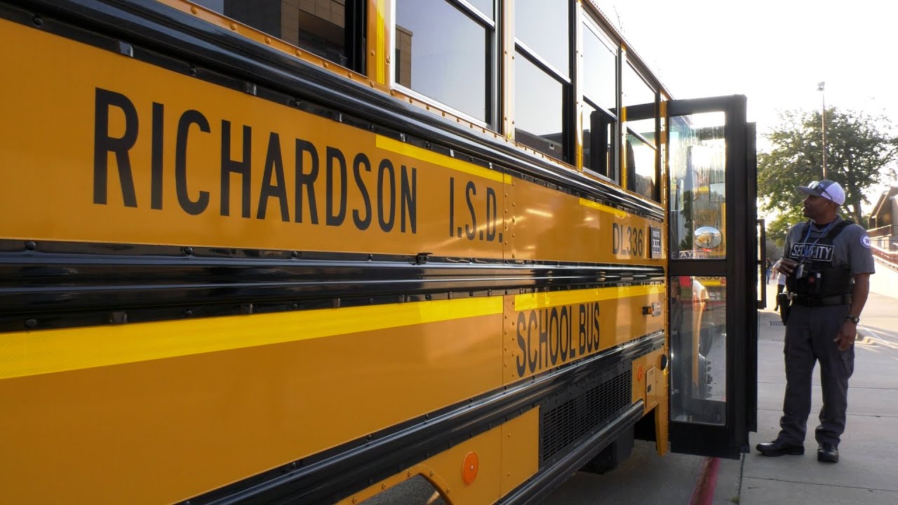 RISD Student Badges Requirements - YouTube