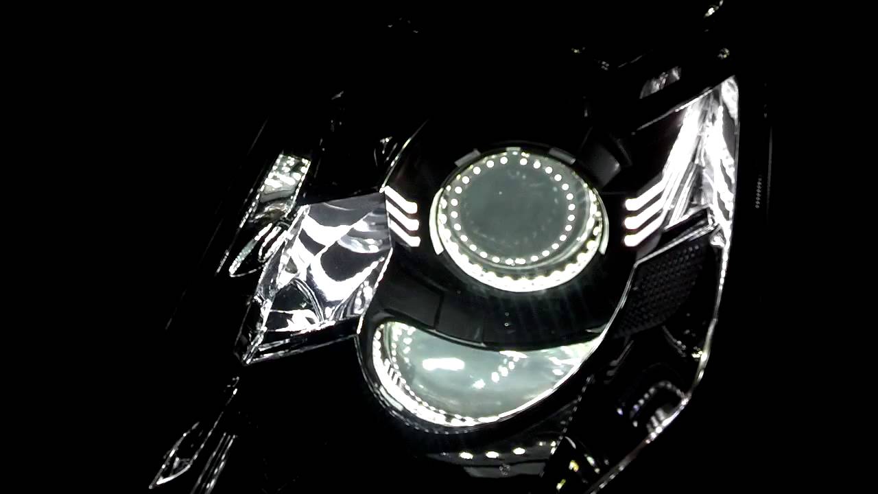 03-08 NISSAN Z33 350Z Super LED Headlights by ClearCorners.Com - YouTube