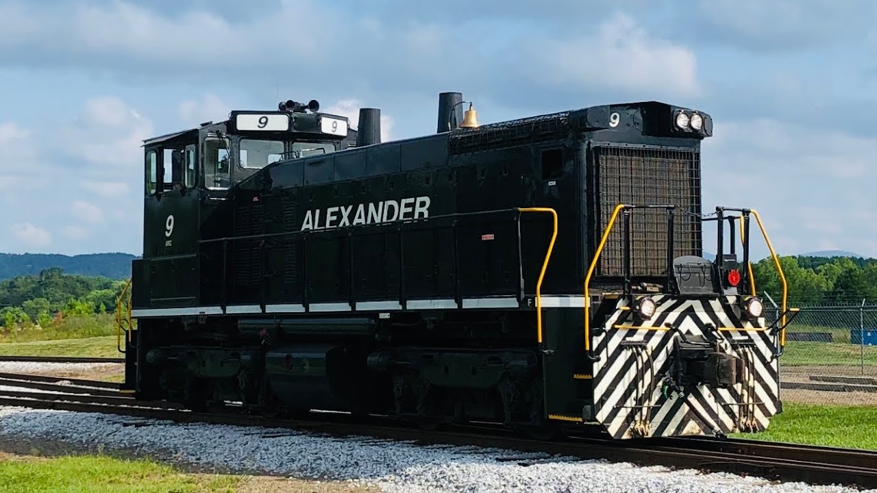 Alexander Railroad: #9 Switching In Taylorsville 8-4-2021 - YouTube