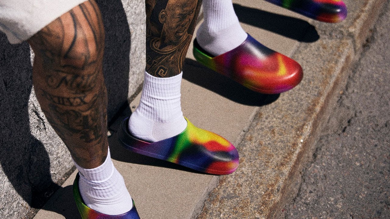 SNS x Crocs Dylan Clog"Swedish Heat" - YouTube