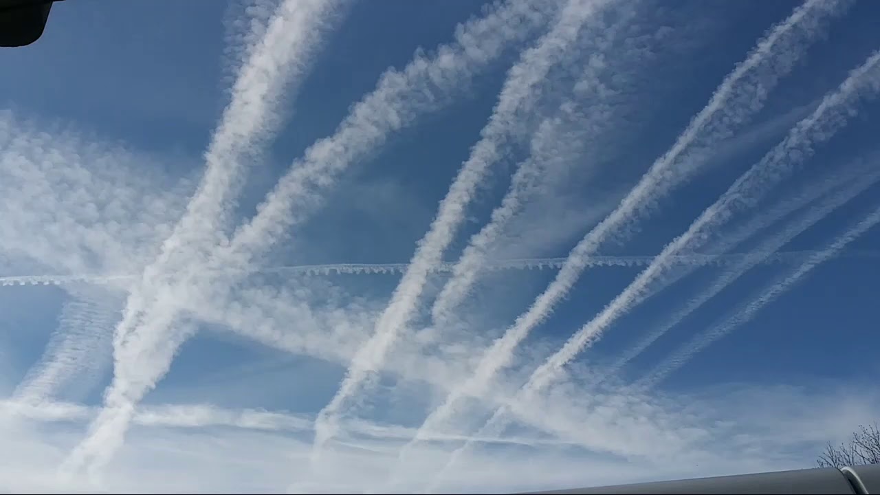 The Sky Sprayers 👀☝(Look Up) - YouTube