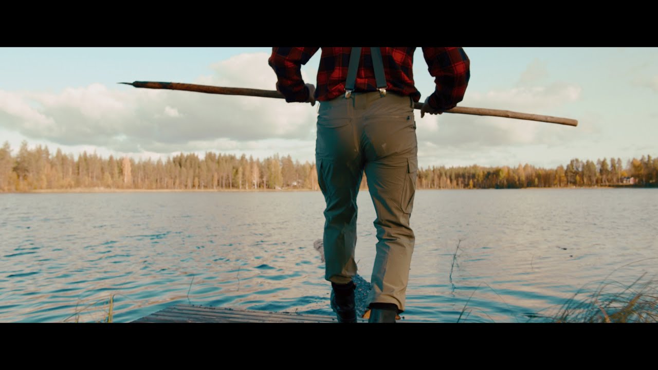 Epic log rolling fail – superfood does not make you a superhero - YouTube