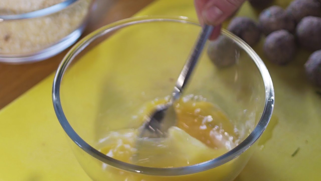 John Quigley - Cooking with Ramsay of Carluke Produce - YouTube