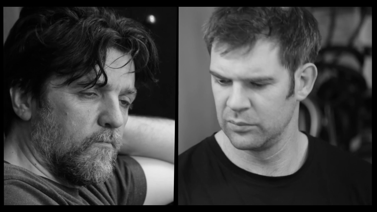 Seamie O'Dowd and Kieran Quinn - Dirty Old Town - YouTube