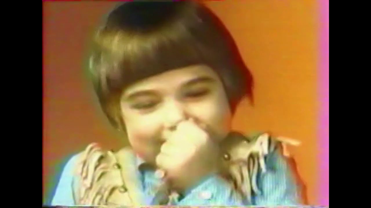 Antenne 2 - 28 septembre 1983 - Pubs - YouTube