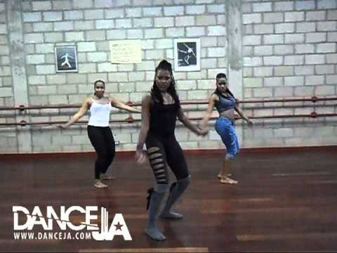 "CHUH" by Kimiko Versatile [Dance Skool] - YouTube