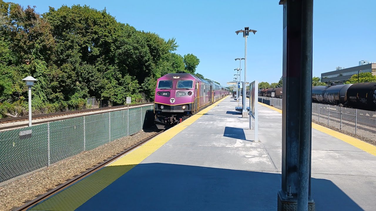 MBTA Southbound in Braintree, MA - YouTube