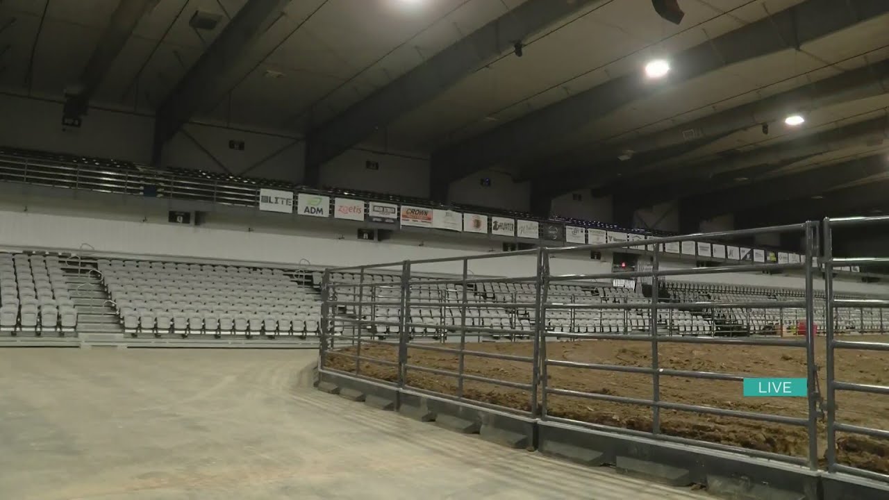Inside the Wilson Logistics Arena at the Ozark Empire Fair - YouTube