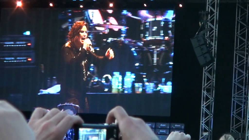 Ozzy Osbourne & Friends - Iron Man "Black Sabbath" Stockholm Stadium ...