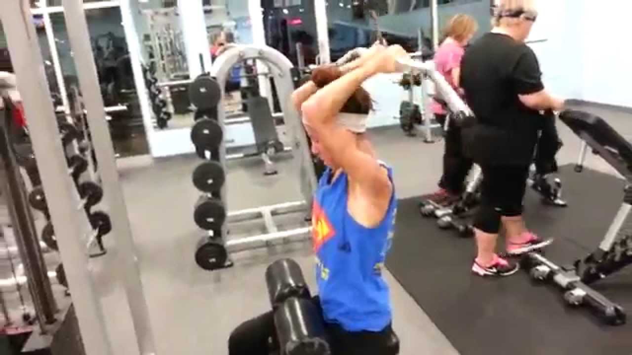 Overhead curl with a high pulley / the Lat pulldown station - YouTube