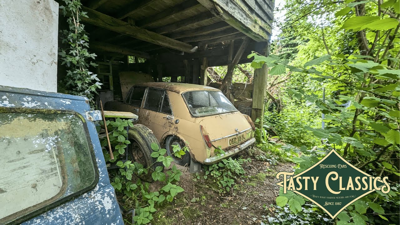 TRAPPED For 40 YEARS In A Welsh Barn, Can I SAVE This 1973 Austin 1300 ...