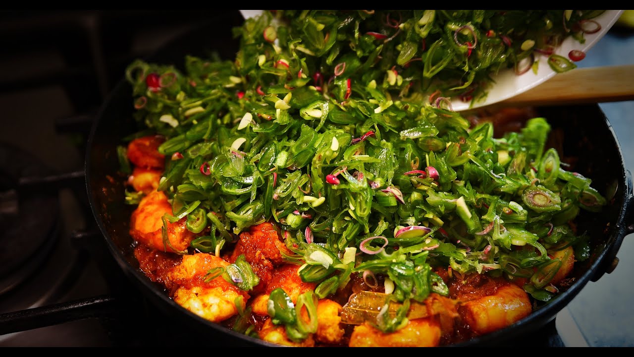 How to make uri and prawn bhaji | shrimps and vegetables recipe - YouTube