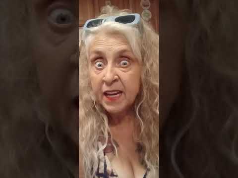 we southern girls/ we just got it.👓💄😄😁😆😅🤣