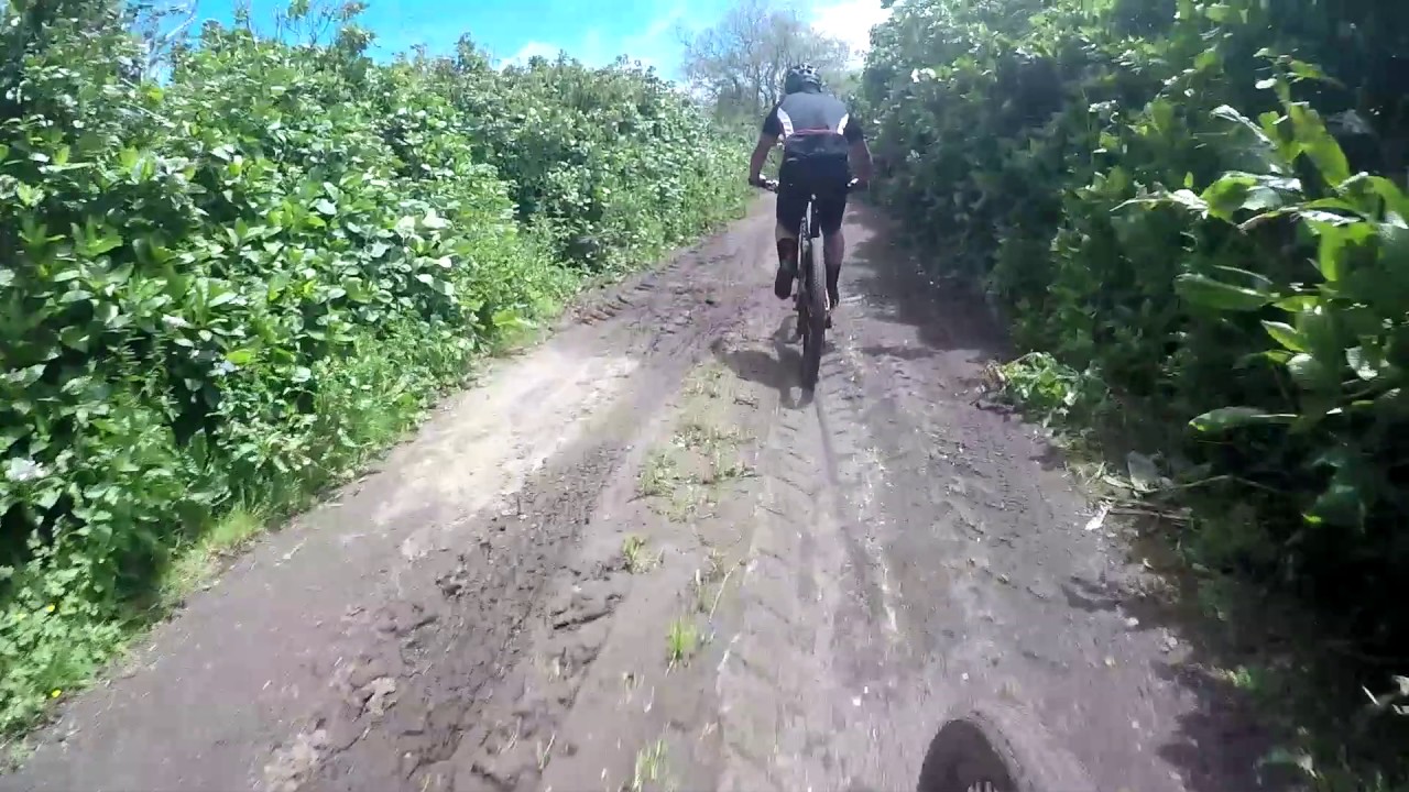 Canada Larga - YouTube