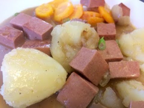 Bologna Gravy and Boiled Potatoes - Traditional Newfoundland - Bonita's ...