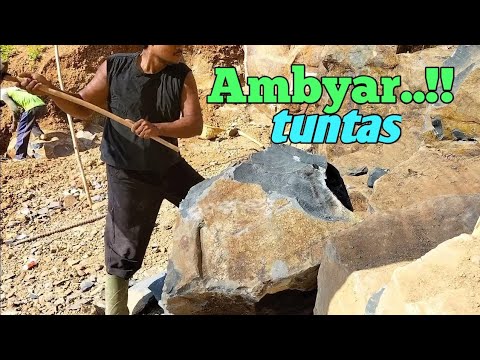 membelah batu dengan cara manual - YouTube