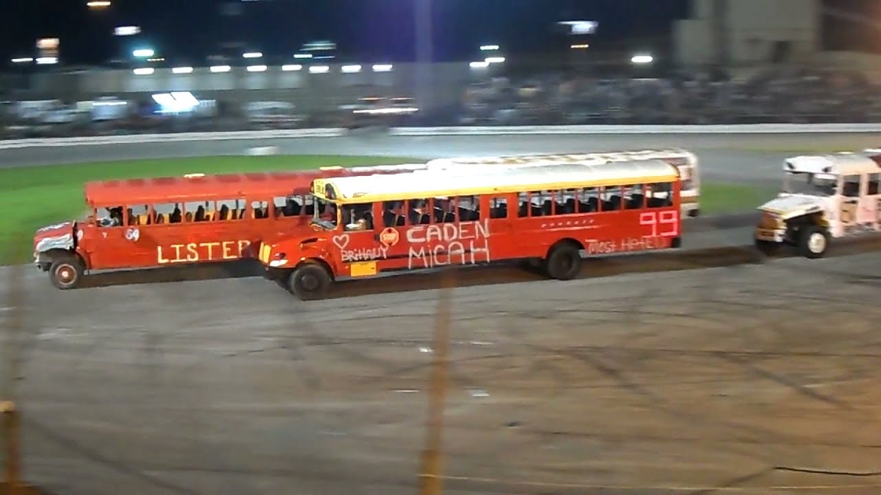 School Bus Figure 8 race 9/25/21 Sportsdrome Speedway, Clarksville, IN ...