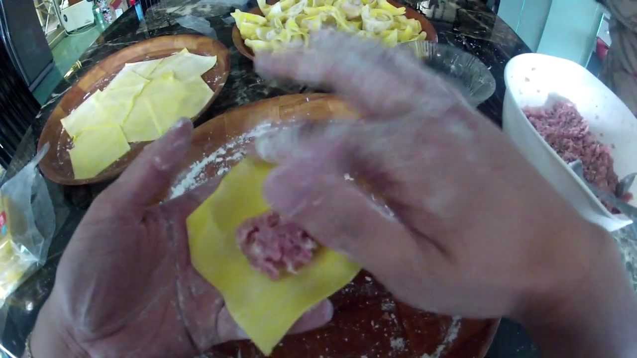 HOW TO: fold a wonton [LAB Productions] - YouTube