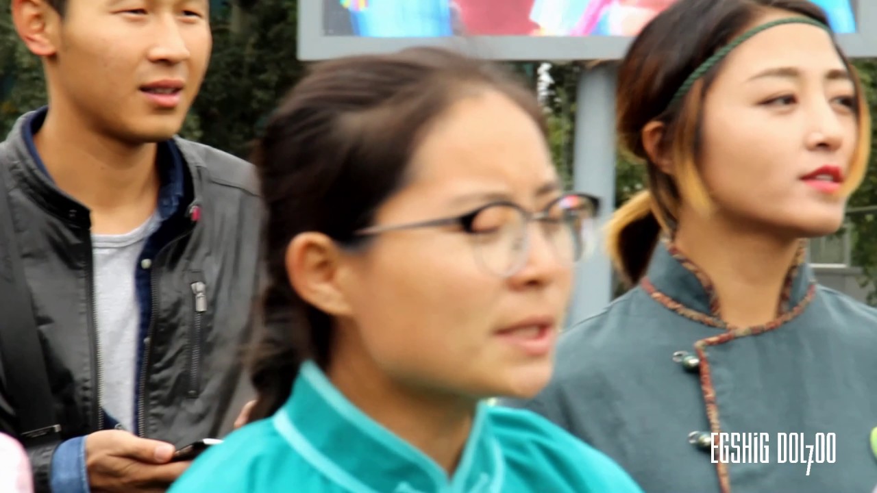 Mongolian Poetry Flash Mob by Egshig Doloo - YouTube